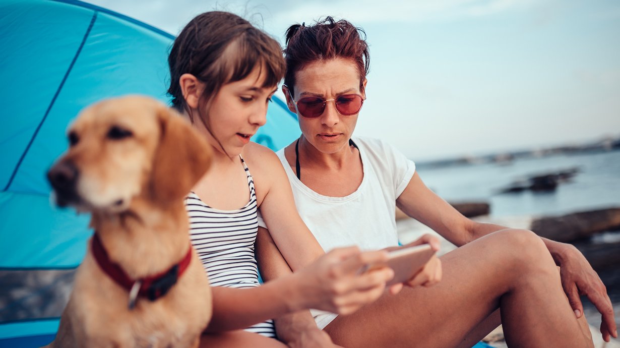 4 ways to keep track of your tech on a family road trip | Featured News ...