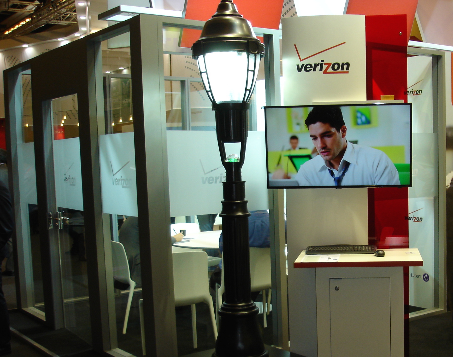 Smart Cities Tech: Intellistreets Wireless Streetlight | Featured News ... Smart Cities Tech: Intellistreets Wireless Streetlight | Featured News ...