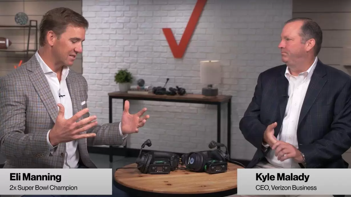 Verizon’s Private Wireless network coach-to-coach communications live ...